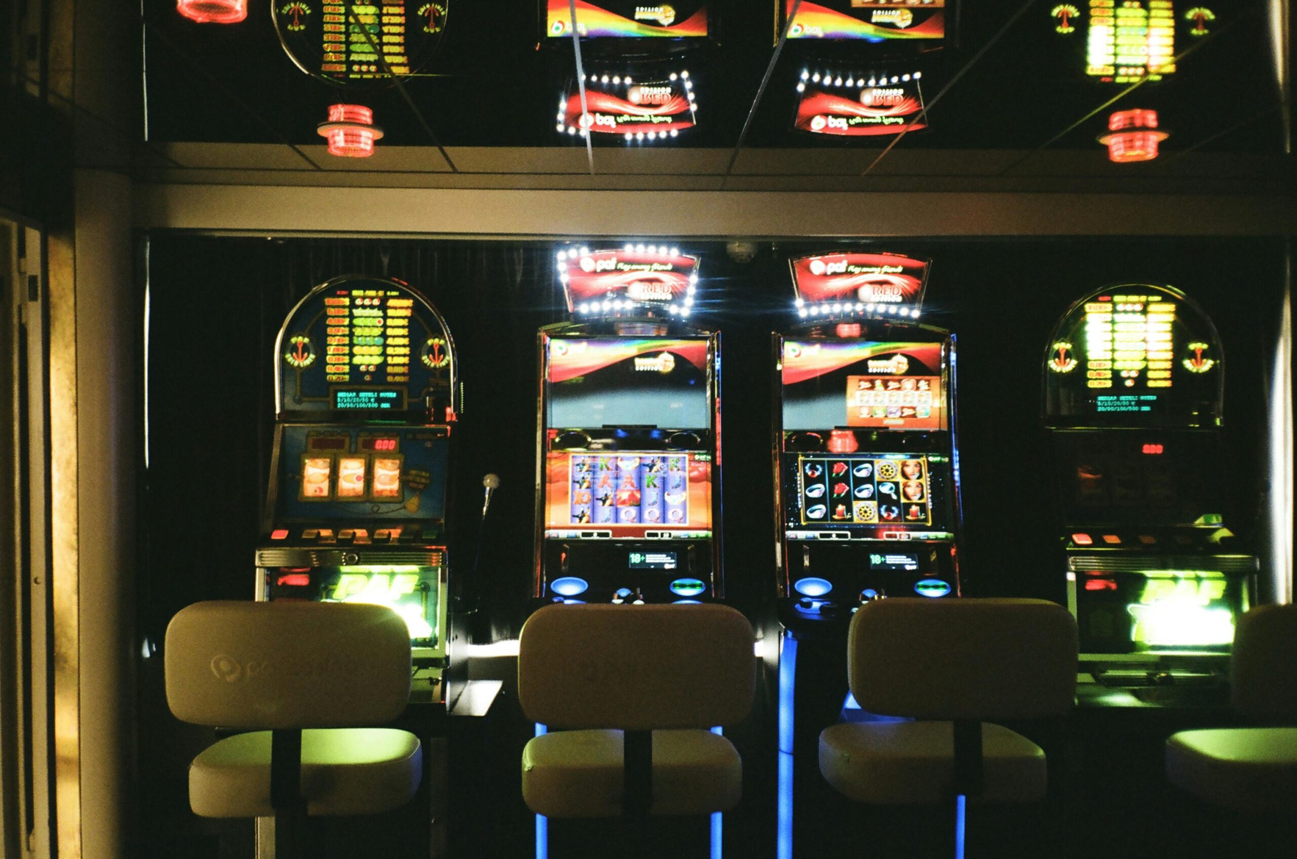 What Is Infinite Scrolling? Why It’s Addictive and How to Stop It ...